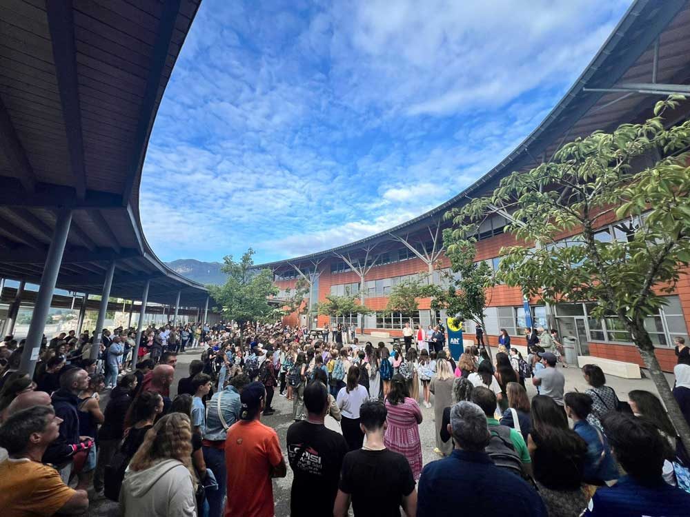 Collège le Paruthiol de Péron : les travaux terminés | site du ...
